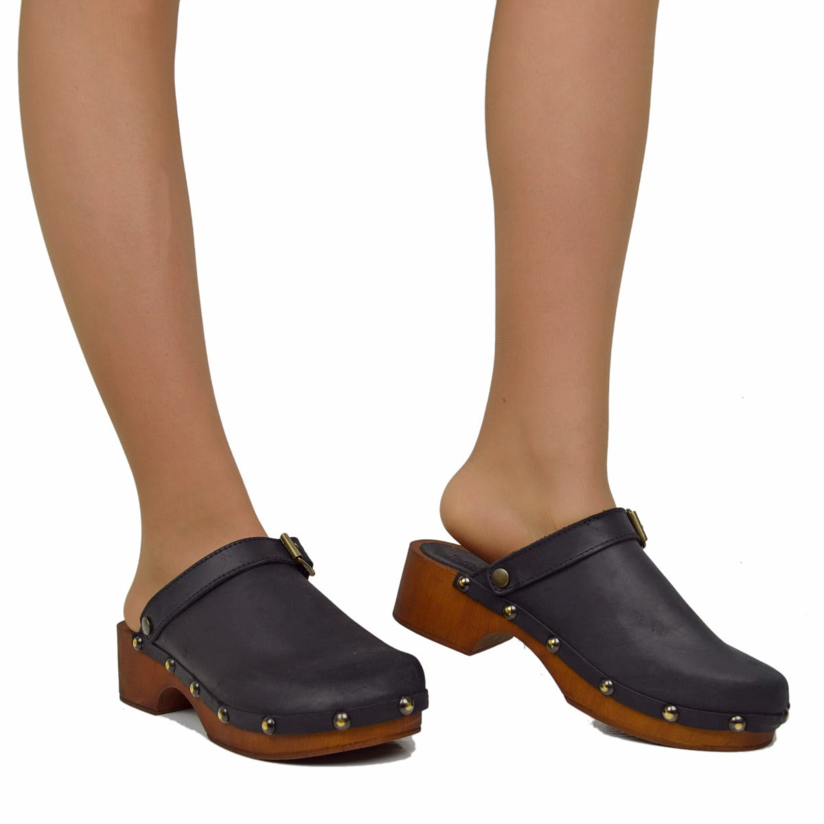 Women's Clogs in Black Oiled Leather Made in Italy – KikkiLine Calzature